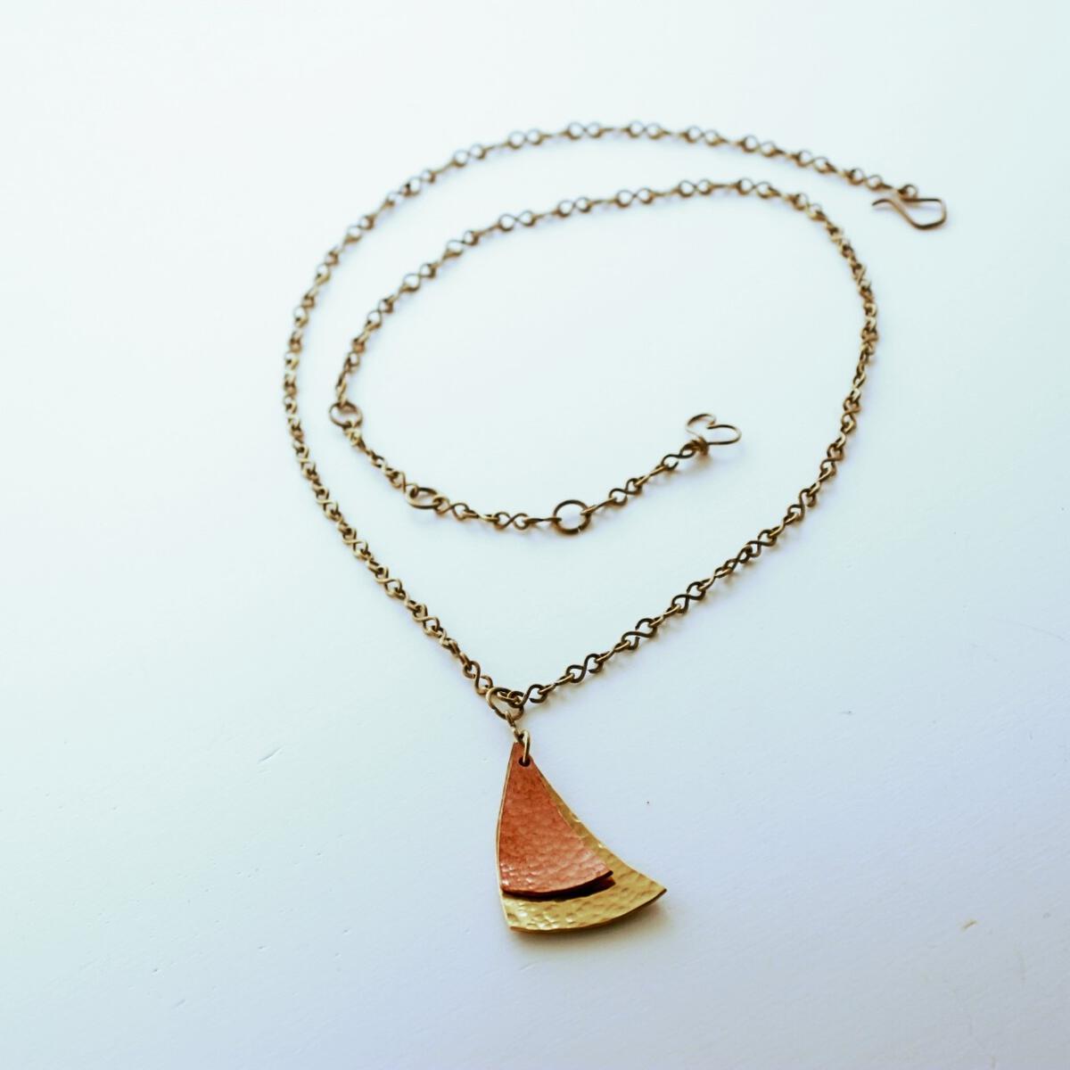 Curved Triangle Pendant Necklace | Basha Boutique